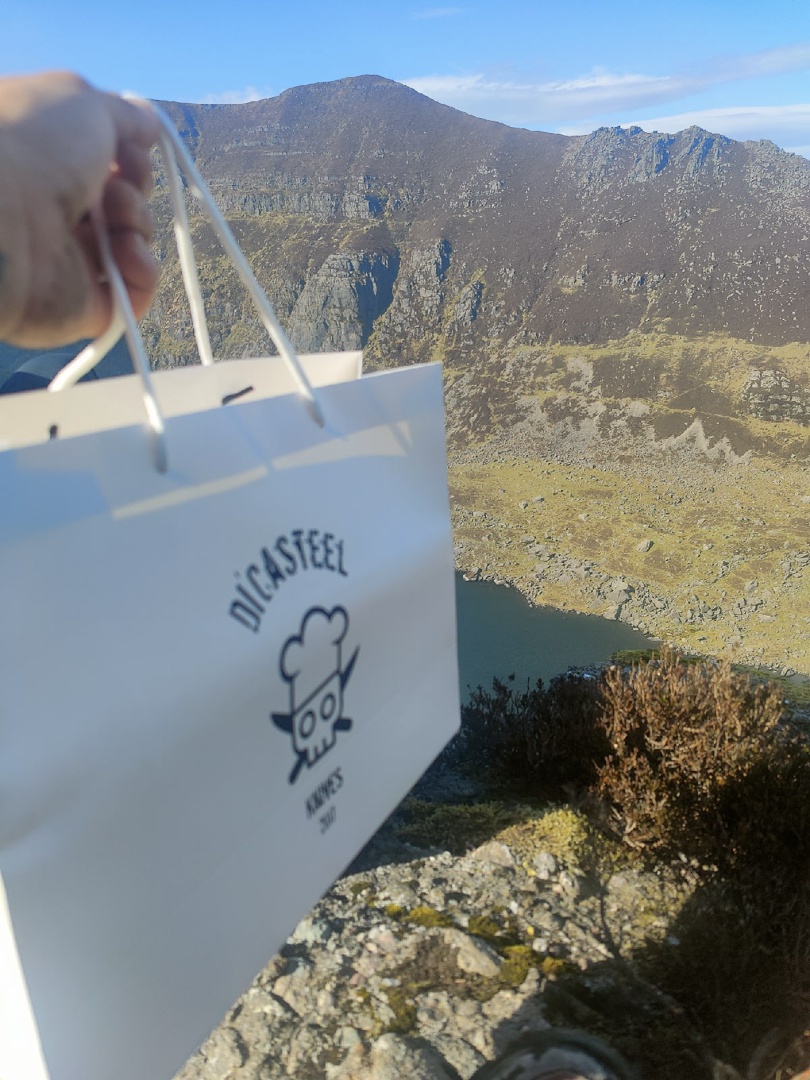 About us | Di'Casteel