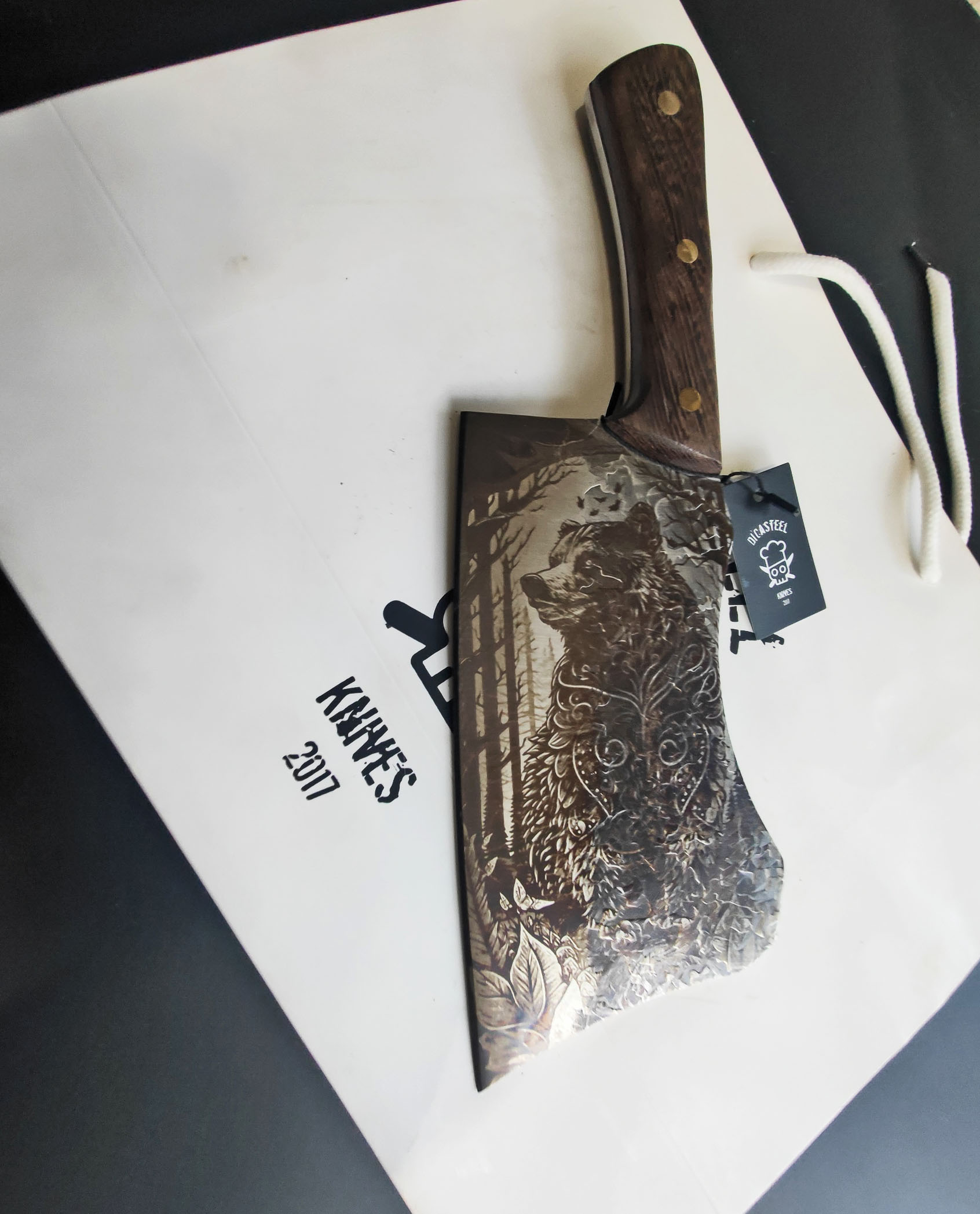 Cleaver Knife Wild Bear Engravings 7.5 | Di'Casteel