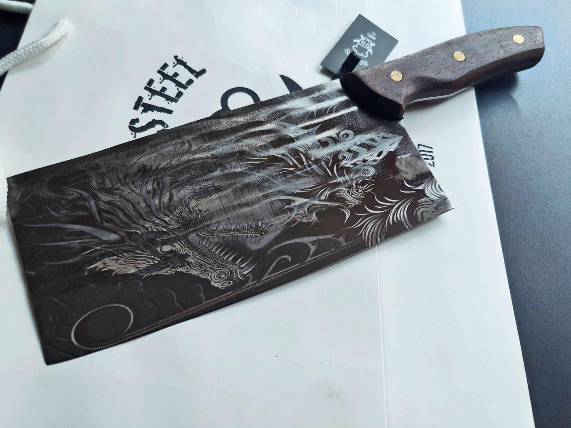 Traditional Cleaver Knife Dragon Engravings | Di'Casteel