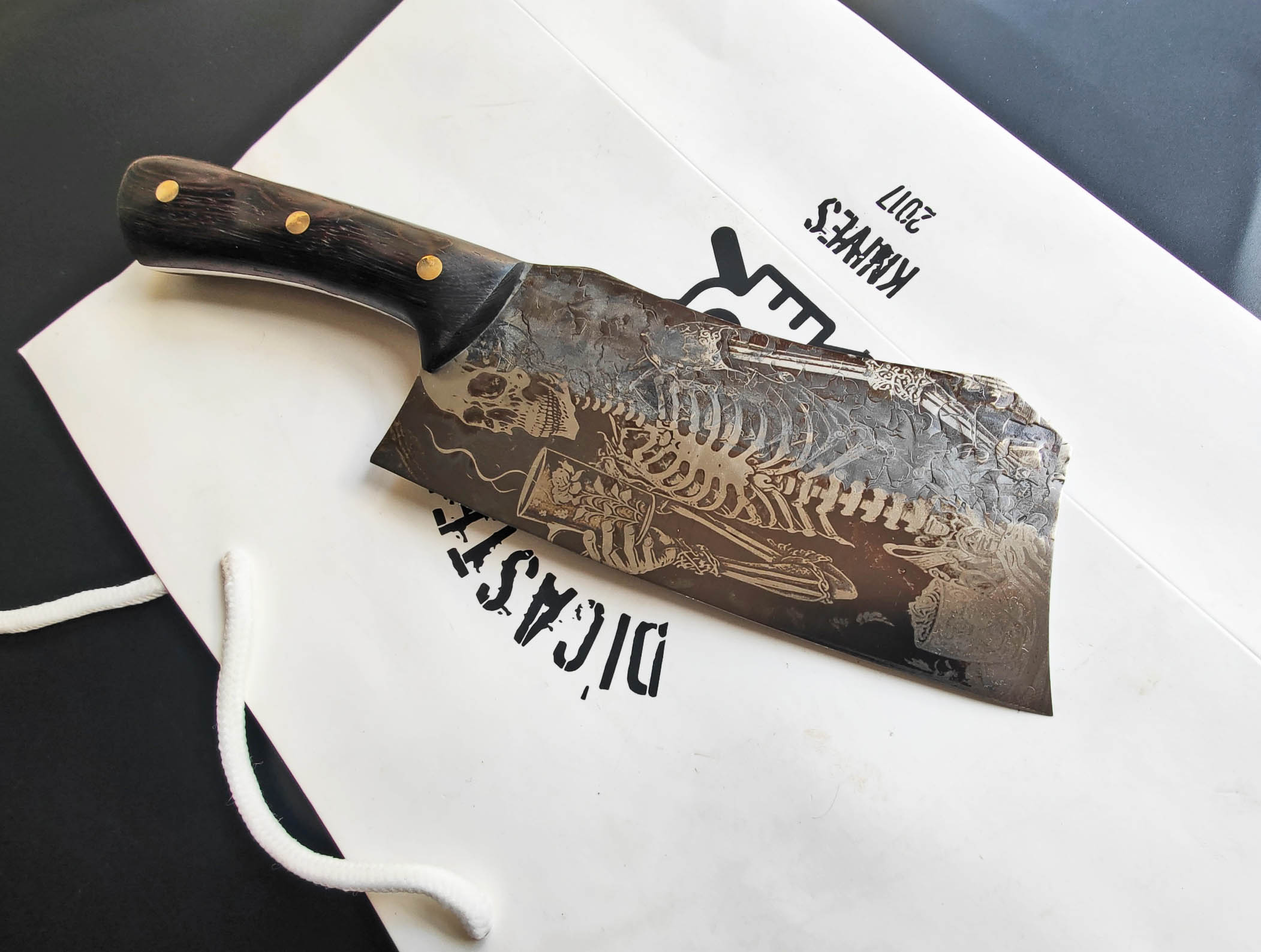 Edgy Elegance Cleaver Knife Skull Engravings | Di'Casteel